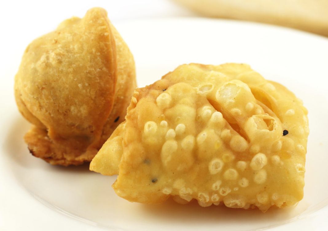 Shingaras are Bangladesh's Favorite Snack - foodisinthehouse.com