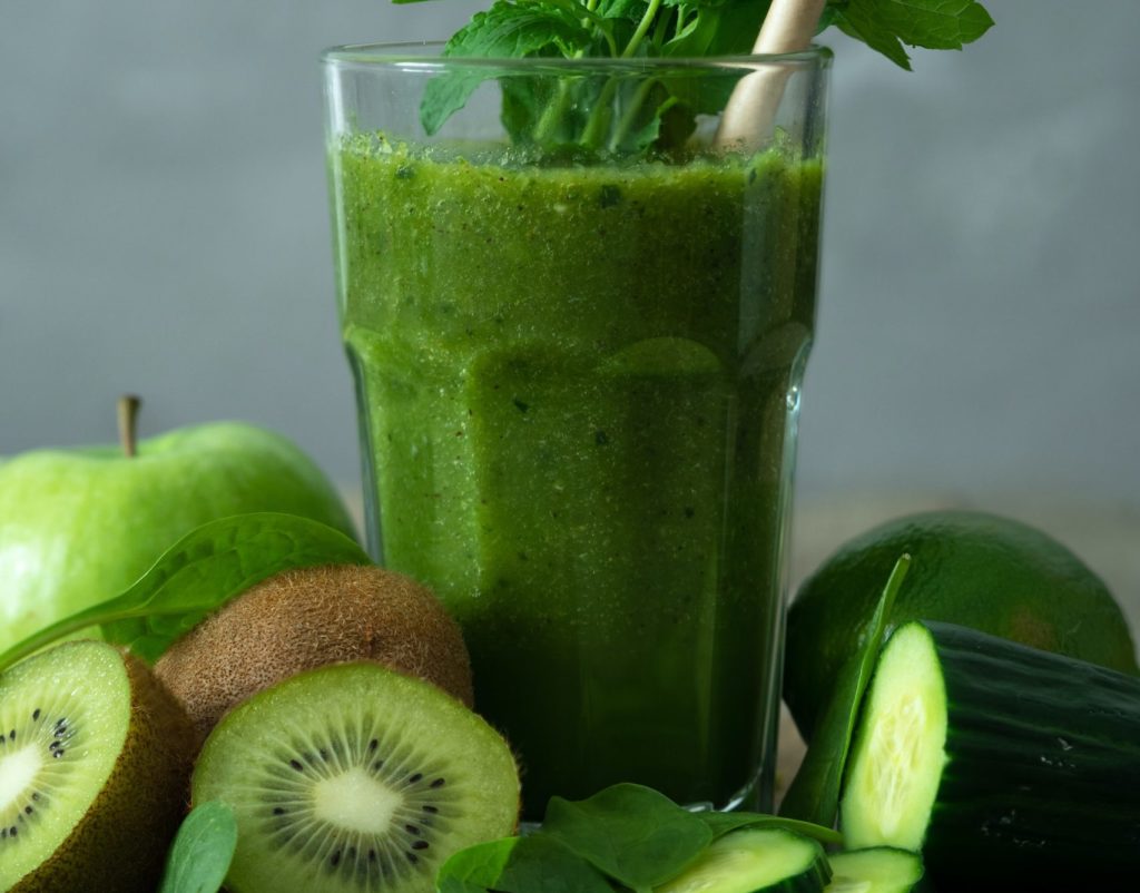 Iron Rich Foods You Should Add To Your Smoothies Foodisinthehouse iron-rich-foods-you-should-add-to-your-smoothies-foodisinthehouse