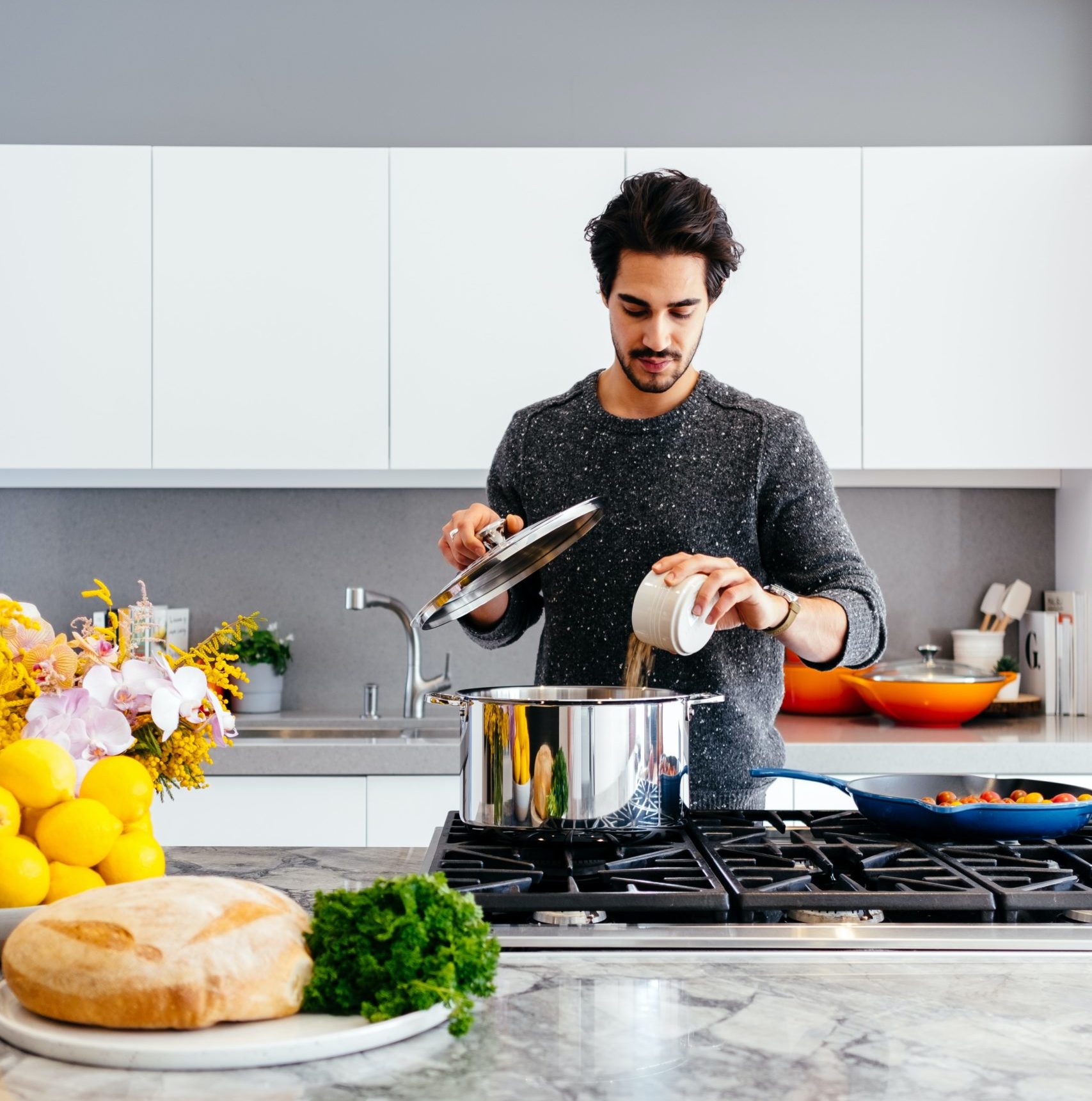 Time to Step Up If You're Not the Main Family Cook - foodisinthehouse.com