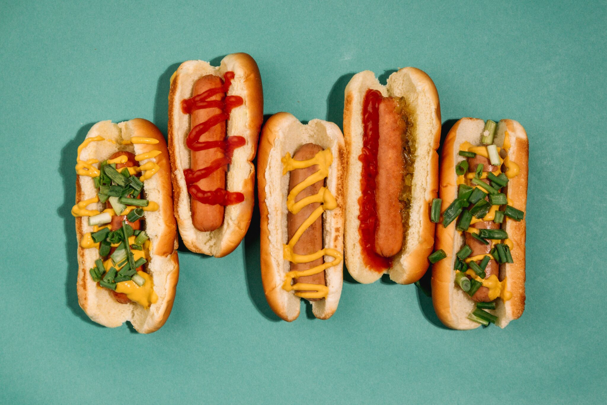 Chicago’s Famous Hot Dogs and Where to Eat Them - foodisinthehouse.com